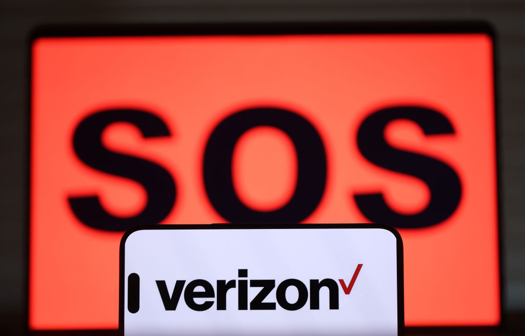 Verizon Faces Nationwide Outages, Thousands of Customers Left Without ...